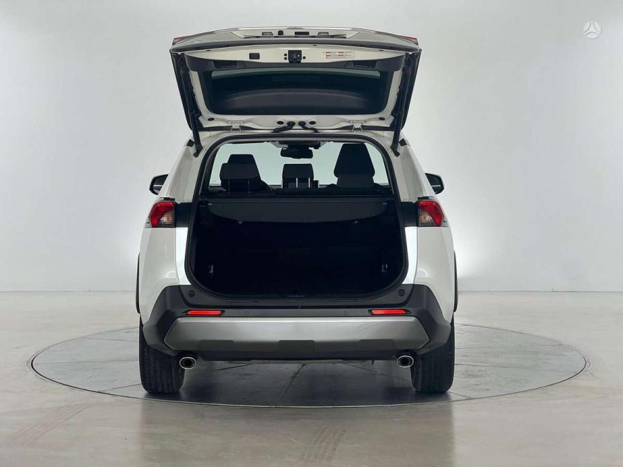 Balts Toyota RAV4 2019 Viļņa, ar dzinēja tilpumu 1.99 L un nobraukumu 98 tūkst. km par 22900 €, foto 11 vietnē AUTOMOTO.COM.LV