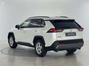 Balts Toyota RAV4 2019 Viļņa, ar dzinēja tilpumu 1.99 L un nobraukumu 98 tūkst. km par 22900 €, foto 18 vietnē AUTOMOTO.COM.LV