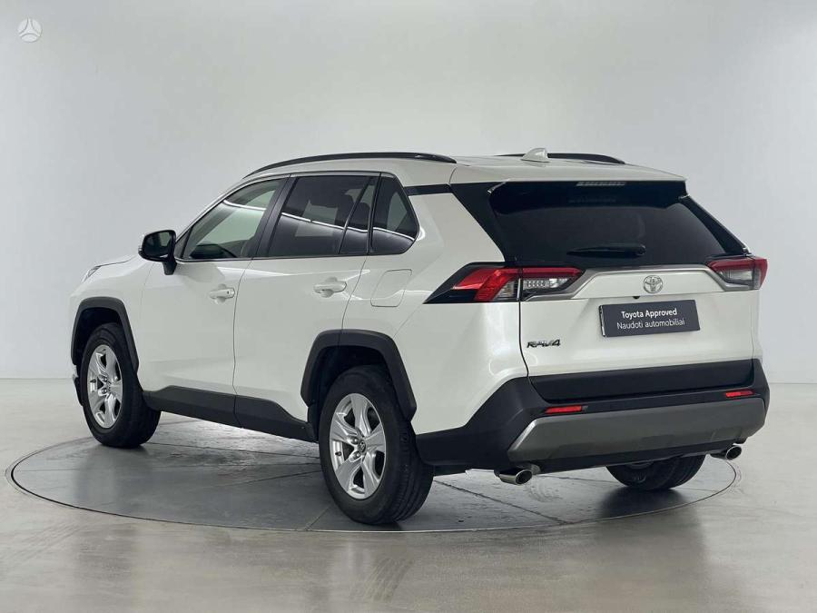 Balts Toyota RAV4 2019 Viļņa, ar dzinēja tilpumu 1.99 L un nobraukumu 98 tūkst. km par 22900 €, foto 18 vietnē AUTOMOTO.COM.LV