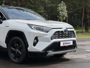Balts Toyota RAV4 2019 Utena, ar dzinēja tilpumu 2.49 L un nobraukumu 178 tūkst. km par 23900 €, foto 7 vietnē AUTOMOTO.COM.LV