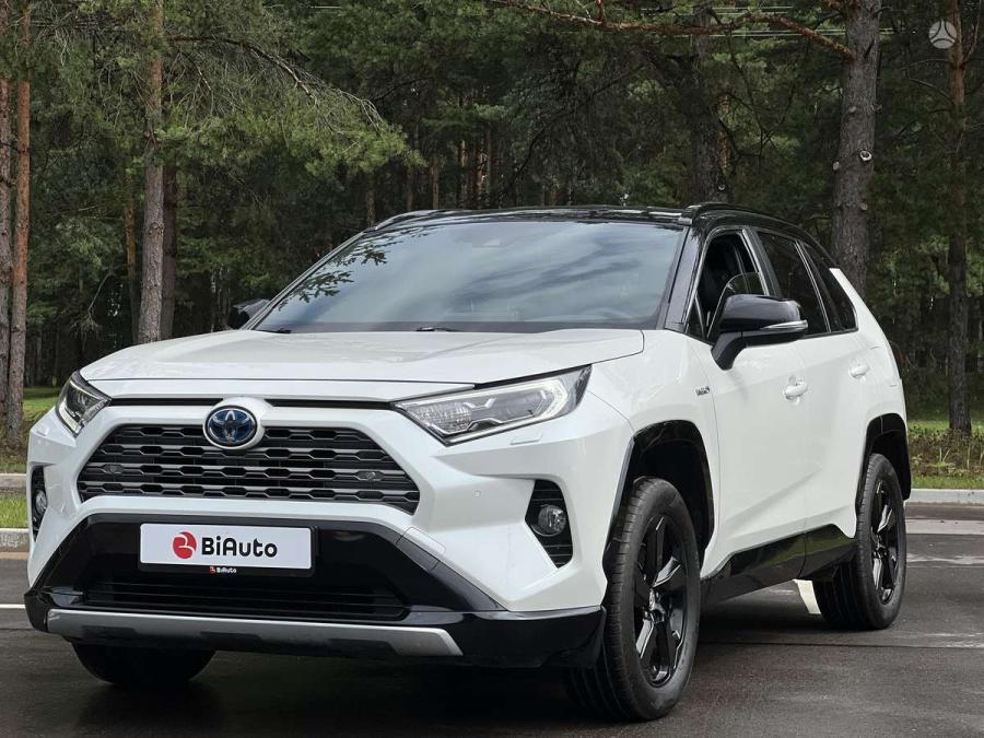 Balts Toyota RAV4 2019 Utena, ar dzinēja tilpumu 2.49 L un nobraukumu 178 tūkst. km par 23900 €, foto 11 vietnē AUTOMOTO.COM.LV