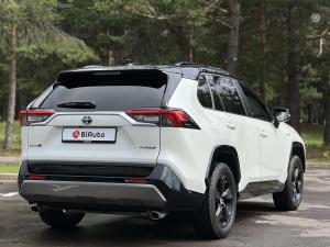 Balts Toyota RAV4 2019 Utena, ar dzinēja tilpumu 2.49 L un nobraukumu 178 tūkst. km par 23900 €, foto 15 vietnē AUTOMOTO.COM.LV