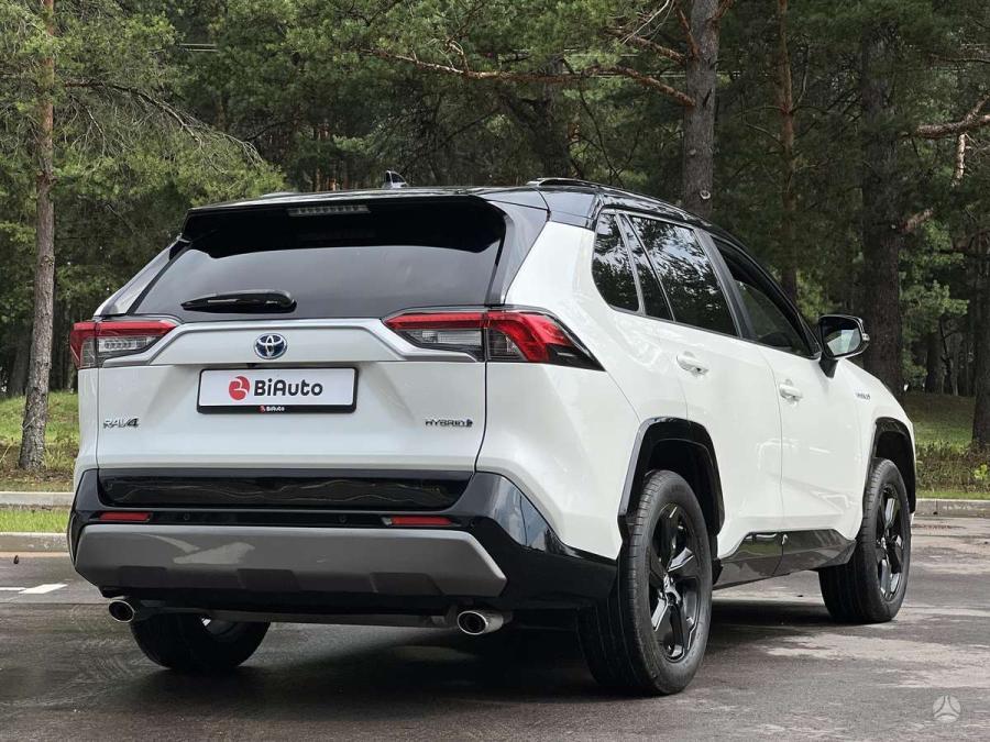 Balts Toyota RAV4 2019 Utena, ar dzinēja tilpumu 2.49 L un nobraukumu 178 tūkst. km par 23900 €, foto 20 vietnē AUTOMOTO.COM.LV