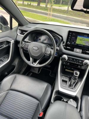 Balts Toyota RAV4 2019 Utena, ar dzinēja tilpumu 2.49 L un nobraukumu 178 tūkst. km par 23900 €, foto 37 vietnē AUTOMOTO.COM.LV