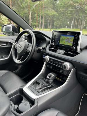 Balts Toyota RAV4 2019 Utena, ar dzinēja tilpumu 2.49 L un nobraukumu 178 tūkst. km par 23900 €, foto 50 vietnē AUTOMOTO.COM.LV