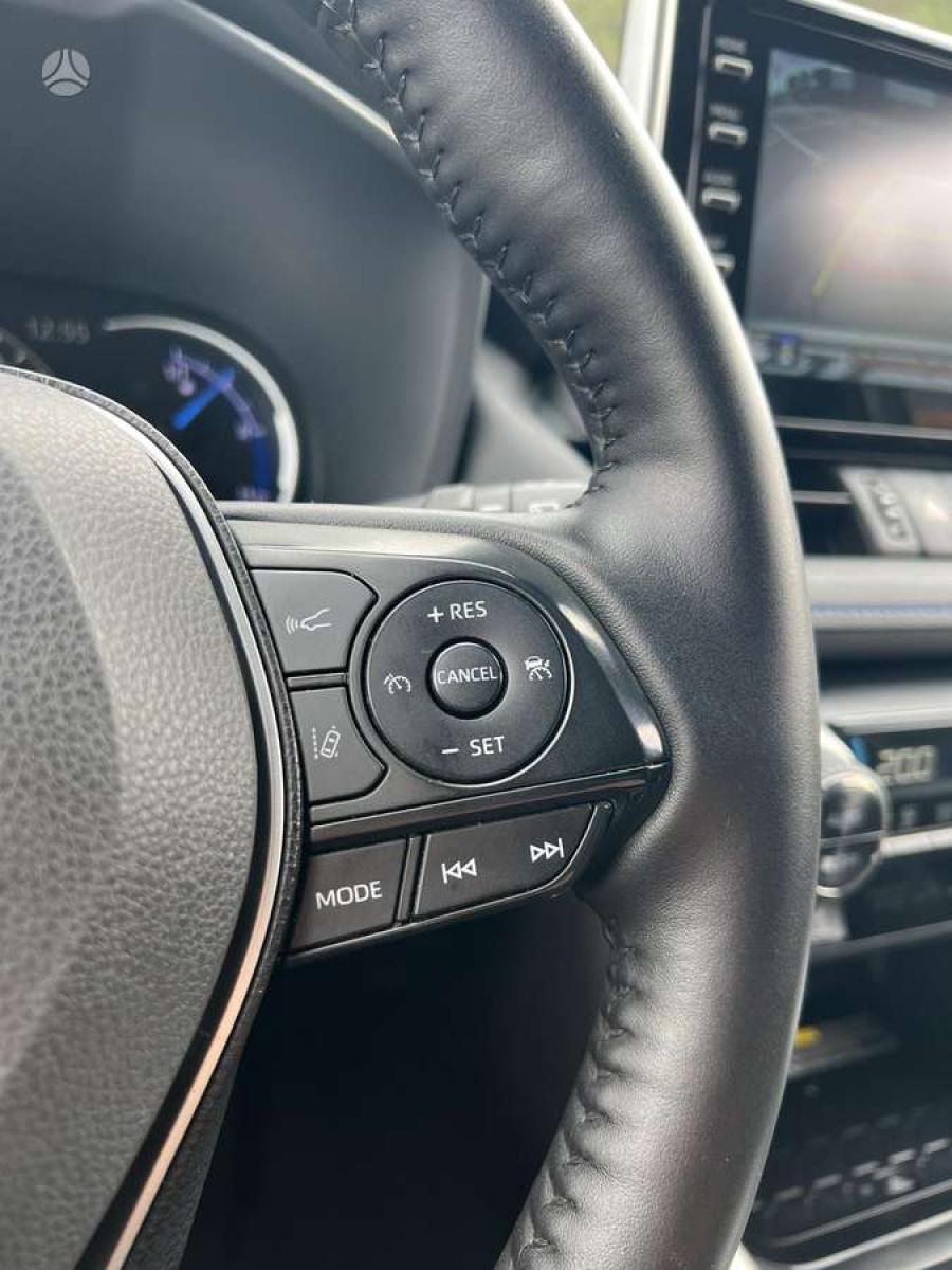 Balts Toyota RAV4 2019 Utena, ar dzinēja tilpumu 2.49 L un nobraukumu 178 tūkst. km par 23900 €, foto 53 vietnē AUTOMOTO.COM.LV