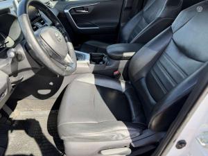 Balts Toyota RAV4 2019 Kauņa, ar dzinēja tilpumu 2.49 L un nobraukumu 1 tūkst. km par 13500 €, foto 9 vietnē AUTOMOTO.COM.LV