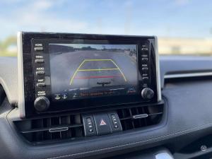 Balts Toyota RAV4 2019 Kauņa, ar dzinēja tilpumu 2.49 L un nobraukumu 1 tūkst. km par 13500 €, foto 17 vietnē AUTOMOTO.COM.LV
