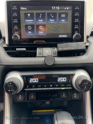 White Toyota RAV4 2019 in Maardu, with an engine capacity of 2.00 L and mileage of 76 thousand km for 27000 €, photo 13 on AUTOMOTO.COM.LV