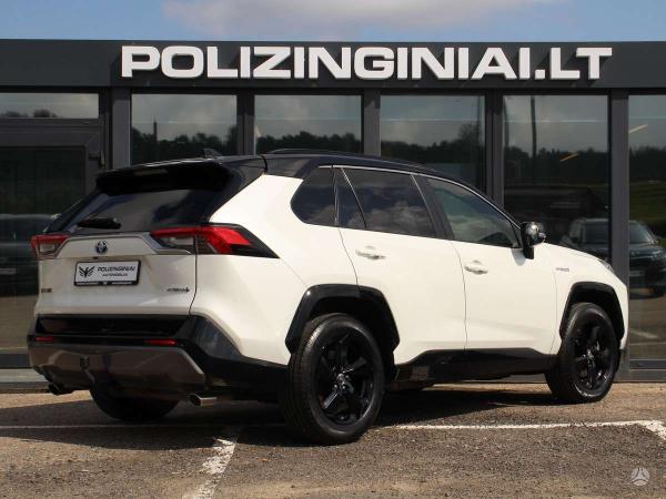 Balts Toyota RAV4 2019 Viļņa, ar dzinēja tilpumu 2.49 L un nobraukumu 229 tūkst. km par 21000 €, foto 5 vietnē AUTOMOTO.COM.LV
