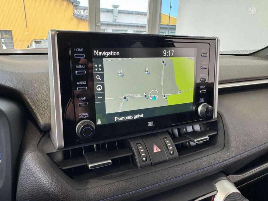 White Toyota RAV4 2019 in Siauliai, with an engine capacity of 2.49 L and mileage of 71 thousand km for 29900 €, photo 23 on AUTOMOTO.COM.LV