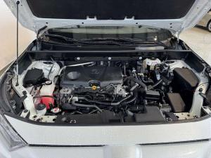 White Toyota RAV4 2019 in Siauliai, with an engine capacity of 2.49 L and mileage of 71 thousand km for 29900 €, photo 32 on AUTOMOTO.COM.LV