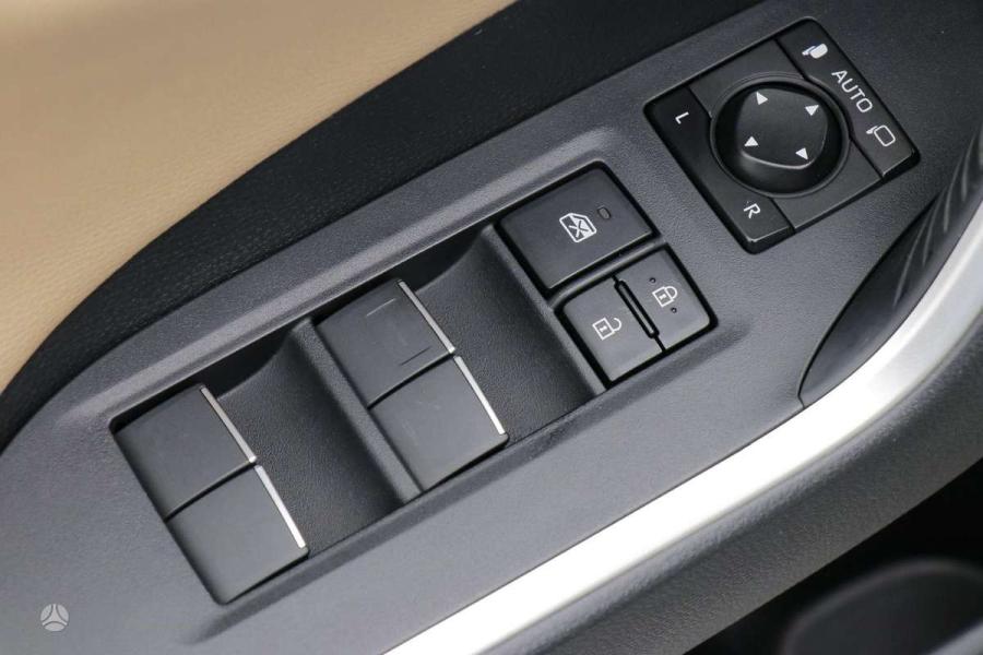 Белый Тойота РАВ 4 2019 в Вильнюс, объемом двигателя 2.49 л и пробегом 132 тыс. км за 29900 €, фото 26 на AUTOMOTO.COM.LV