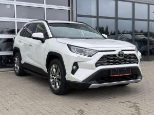 White Toyota RAV4 2019 in Vilnius, with an engine capacity of 1.99 L and mileage of 100 thousand km for 24000 €, photo 6 on AUTOMOTO.COM.LV