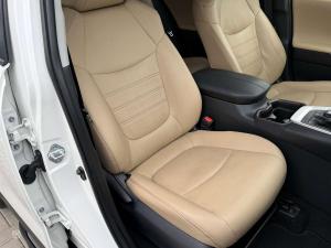 White Toyota RAV4 2019 in Vilnius, with an engine capacity of 1.99 L and mileage of 100 thousand km for 24000 €, photo 42 on AUTOMOTO.COM.LV