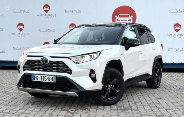 Balts Toyota RAV4 2019 Tauragė, ar dzinēja tilpumu 2.49 L un nobraukumu 149 tūkst. km par 24800 €, foto 1 vietnē AUTOMOTO.COM.LV