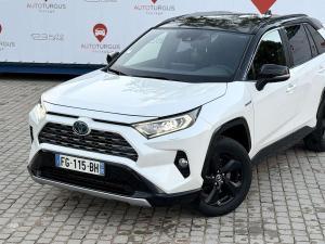 Белый Тойота РАВ 4 2019 в Таураге, объемом двигателя 2.49 л и пробегом 149 тыс. км за 24800 €, фото 3 на AUTOMOTO.COM.LV