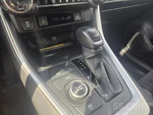 Balts Toyota RAV4 2019 Rīga, ar dzinēja tilpumu 2.50 L un nobraukumu 184 tūkst. km par 24900 €, foto 11 vietnē AUTOMOTO.COM.LV