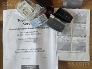 Balts Toyota RAV4 2019 Rīga, ar dzinēja tilpumu 2.50 L un nobraukumu 184 tūkst. km par 24900 €, foto 20 vietnē AUTOMOTO.COM.LV