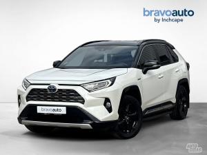 White Toyota RAV4 2019 in Kaunas, with an engine capacity of 2.50 L and mileage of 113 thousand km for 27992 €, photo  on AUTOMOTO.COM.LV