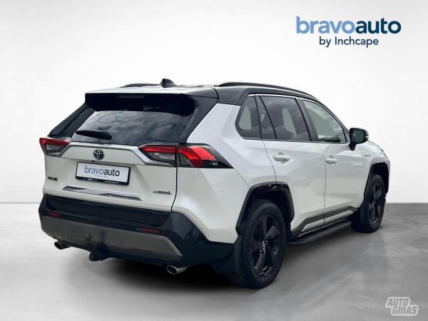 Тойота РАВ 4 2019 в Каунас на AUTOMOTO.COM.LV Белый Тойота РАВ 4 2019 в Каунас, объемом двигателя 2.50 л и пробегом 113 тыс. км за 27992 €, фото 6 на AUTOMOTO.COM.LV