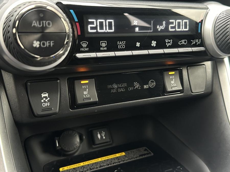 Белый Тойота РАВ 4 2019 в Каунас, объемом двигателя 2.50 л и пробегом 113 тыс. км за 27992 €, фото 28 на AUTOMOTO.COM.LV