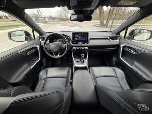 Balts Toyota RAV4 2020 Šauļi, ar dzinēja tilpumu 2.50 L un nobraukumu 67 tūkst. km par 30000 €, foto 12 vietnē AUTOMOTO.COM.LV