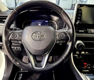 Balts Toyota RAV4 2020 Marijampole, ar dzinēja tilpumu 2.49 L un nobraukumu 360 tūkst. km par 18138 €, foto 11 vietnē AUTOMOTO.COM.LV