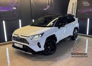 Balts Toyota RAV4 2020 Avižieniai, ar dzinēja tilpumu 2.50 L un nobraukumu 154 tūkst. km par 26950 €, foto  vietnē AUTOMOTO.COM.LV