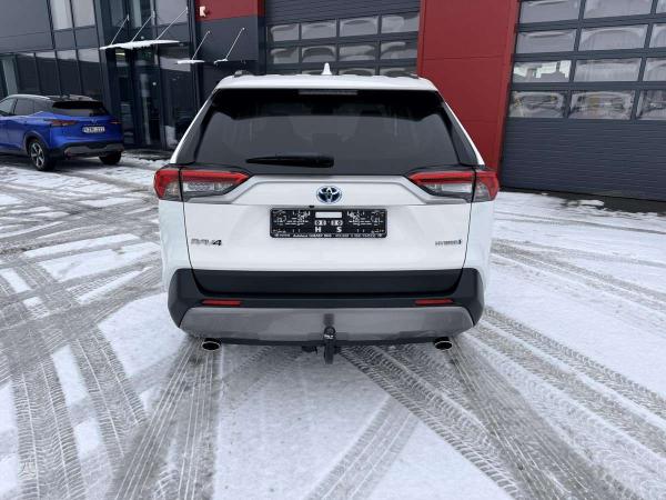 Balts Toyota RAV4 2020 Kauņa, ar dzinēja tilpumu 2.49 L un nobraukumu 94 tūkst. km par 19600 €, foto 4 vietnē AUTOMOTO.COM.LV