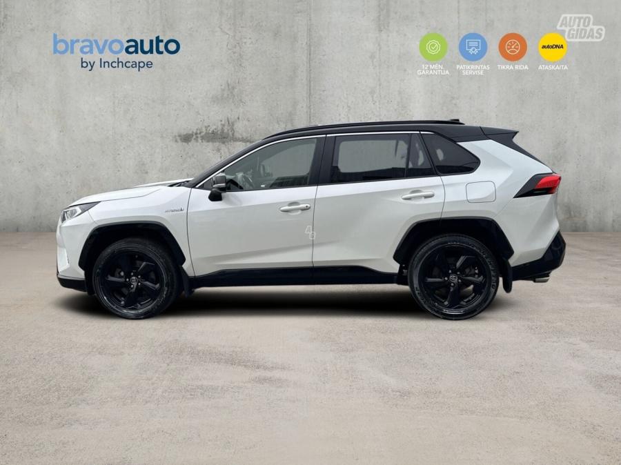 Balts Toyota RAV4 2020 Kauņa, ar dzinēja tilpumu 2.50 L un nobraukumu 132 tūkst. km par 27471 €, foto 2 vietnē AUTOMOTO.COM.LV