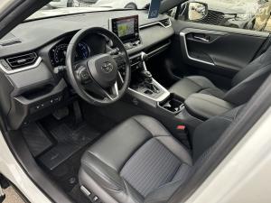 Balts Toyota RAV4 2020 Kauņa, ar dzinēja tilpumu 2.50 L un nobraukumu 132 tūkst. km par 27471 €, foto 9 vietnē AUTOMOTO.COM.LV
