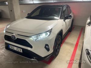 Balts Toyota RAV4 2020 Tallina, ar dzinēja tilpumu 2.50 L un nobraukumu 49 tūkst. km par 32000 €, foto 3 vietnē AUTOMOTO.COM.LV