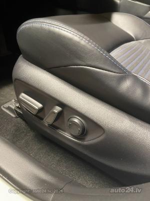 Balts Toyota RAV4 2020 Tallina, ar dzinēja tilpumu 2.50 L un nobraukumu 49 tūkst. km par 32000 €, foto 5 vietnē AUTOMOTO.COM.LV