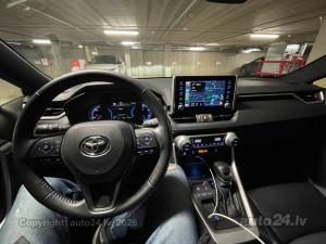 Balts Toyota RAV4 2020 Tallina, ar dzinēja tilpumu 2.50 L un nobraukumu 49 tūkst. km par 32000 €, foto 6 vietnē AUTOMOTO.COM.LV