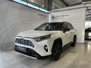 White Toyota RAV4 2020 in Ventspils, with an engine capacity of 2.50 L and mileage of 116 thousand km for 30990 €, photo  on AUTOMOTO.COM.LV