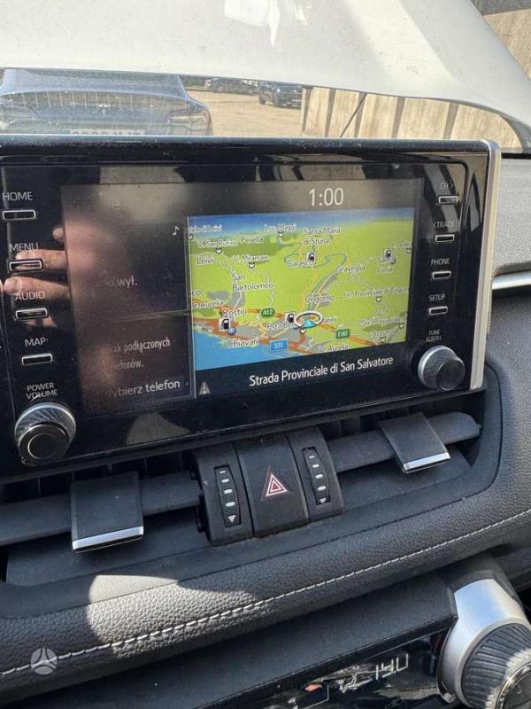 Balts Toyota RAV4 2020 Gargždai, ar dzinēja tilpumu 2.49 L un nobraukumu 153 tūkst. km par 11900 €, foto 10 vietnē AUTOMOTO.COM.LV