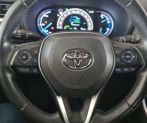 White Toyota RAV4 2020 in Vilnius, with an engine capacity of 2.50 L and mileage of 145 thousand km for 24999 €, photo 13 on AUTOMOTO.COM.LV