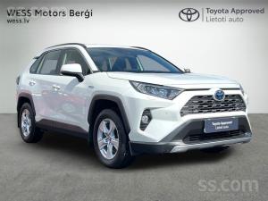 White Toyota RAV4 2020 in Riga, with an engine capacity of 2.50 L and mileage of 68 thousand km for 27990 €, photo 24 on AUTOMOTO.COM.LV