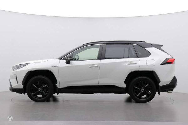 Balts Toyota RAV4 2020 Viļņa, ar dzinēja tilpumu 2.49 L un nobraukumu 141 tūkst. km par 29990 €, foto 4 vietnē AUTOMOTO.COM.LV