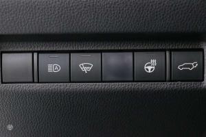 Белый Тойота РАВ 4 2020 в Вильнюс, объемом двигателя 2.49 л и пробегом 141 тыс. км за 29990 €, фото 25 на AUTOMOTO.COM.LV