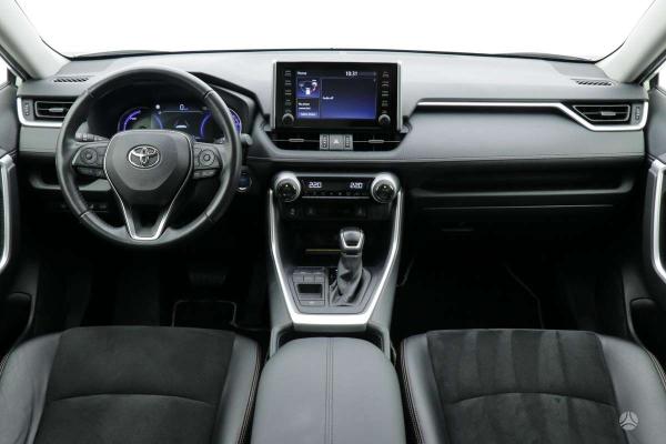 Balts Toyota RAV4 2020 Viļņa, ar dzinēja tilpumu 2.49 L un nobraukumu 128 tūkst. km par 29990 €, foto 7 vietnē AUTOMOTO.COM.LV