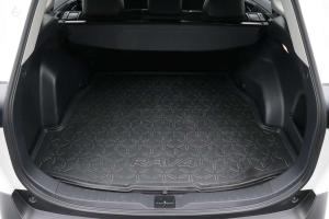 Balts Toyota RAV4 2020 Viļņa, ar dzinēja tilpumu 2.49 L un nobraukumu 128 tūkst. km par 29990 €, foto 12 vietnē AUTOMOTO.COM.LV