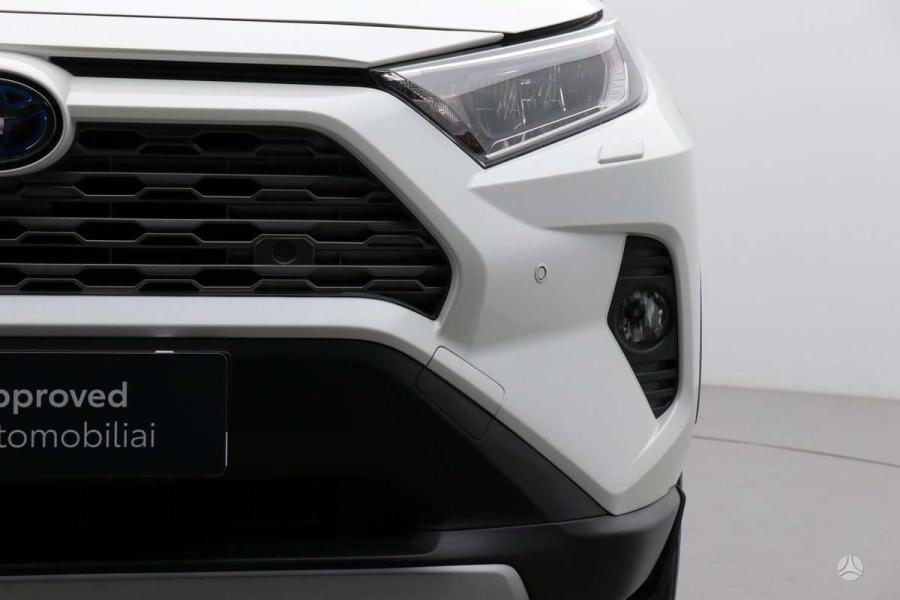Balts Toyota RAV4 2020 Viļņa, ar dzinēja tilpumu 2.49 L un nobraukumu 128 tūkst. km par 29990 €, foto 21 vietnē AUTOMOTO.COM.LV