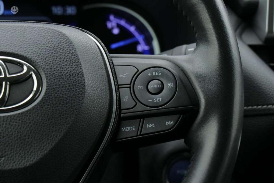 Balts Toyota RAV4 2020 Viļņa, ar dzinēja tilpumu 2.49 L un nobraukumu 128 tūkst. km par 29990 €, foto 30 vietnē AUTOMOTO.COM.LV