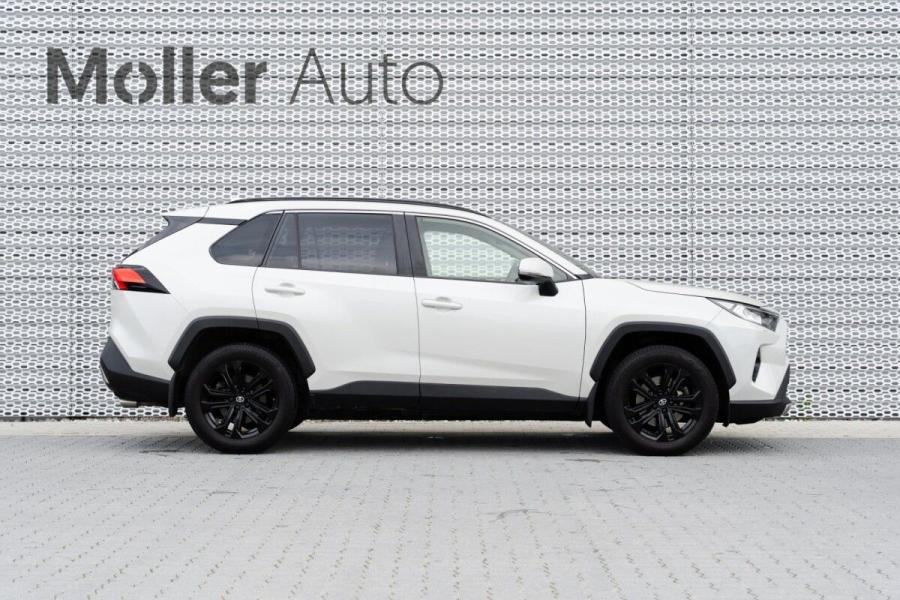 Balts Toyota RAV4 2020 Mārupe, ar dzinēja tilpumu 2.00 L un nobraukumu 83 tūkst. km par 23200 €, foto 6 vietnē AUTOMOTO.COM.LV