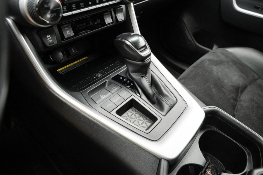 Balts Toyota RAV4 2020 Mārupe, ar dzinēja tilpumu 2.00 L un nobraukumu 83 tūkst. km par 23200 €, foto 17 vietnē AUTOMOTO.COM.LV