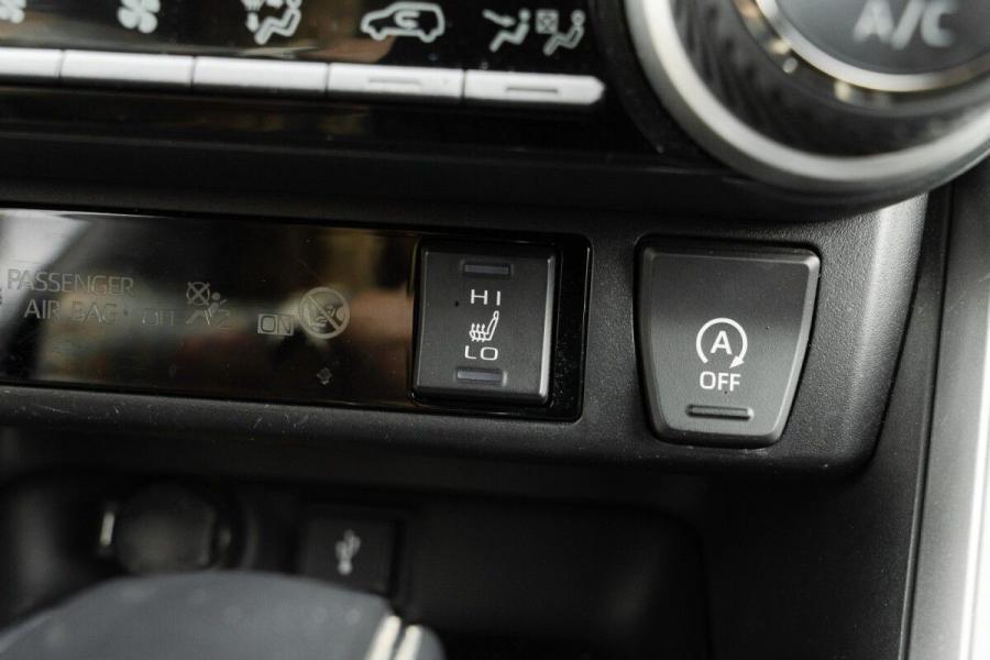 Balts Toyota RAV4 2020 Mārupe, ar dzinēja tilpumu 2.00 L un nobraukumu 83 tūkst. km par 23200 €, foto 19 vietnē AUTOMOTO.COM.LV