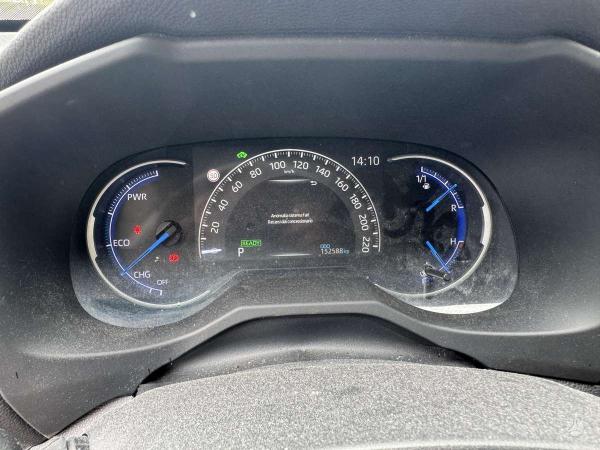 Balts Toyota RAV4 2020 Gargždai, ar dzinēja tilpumu 2.49 L un nobraukumu 153 tūkst. km par 9999 €, foto 7 vietnē AUTOMOTO.COM.LV