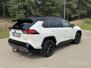 Белый Тойота РАВ 4 2020 в Рига, объемом двигателя 2.50 л и пробегом 91 тыс. км за 30690 €, фото 6 на AUTOMOTO.COM.LV